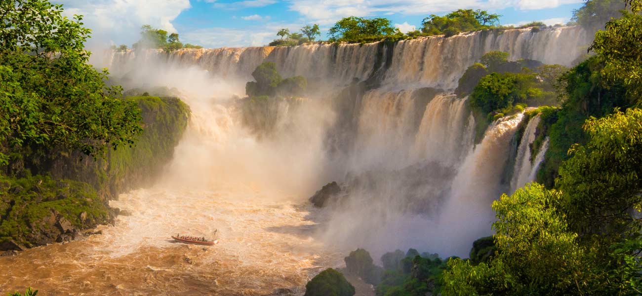 Gran Aventura, la del gomón en Cataratas, el bautismo en las cataratas ...